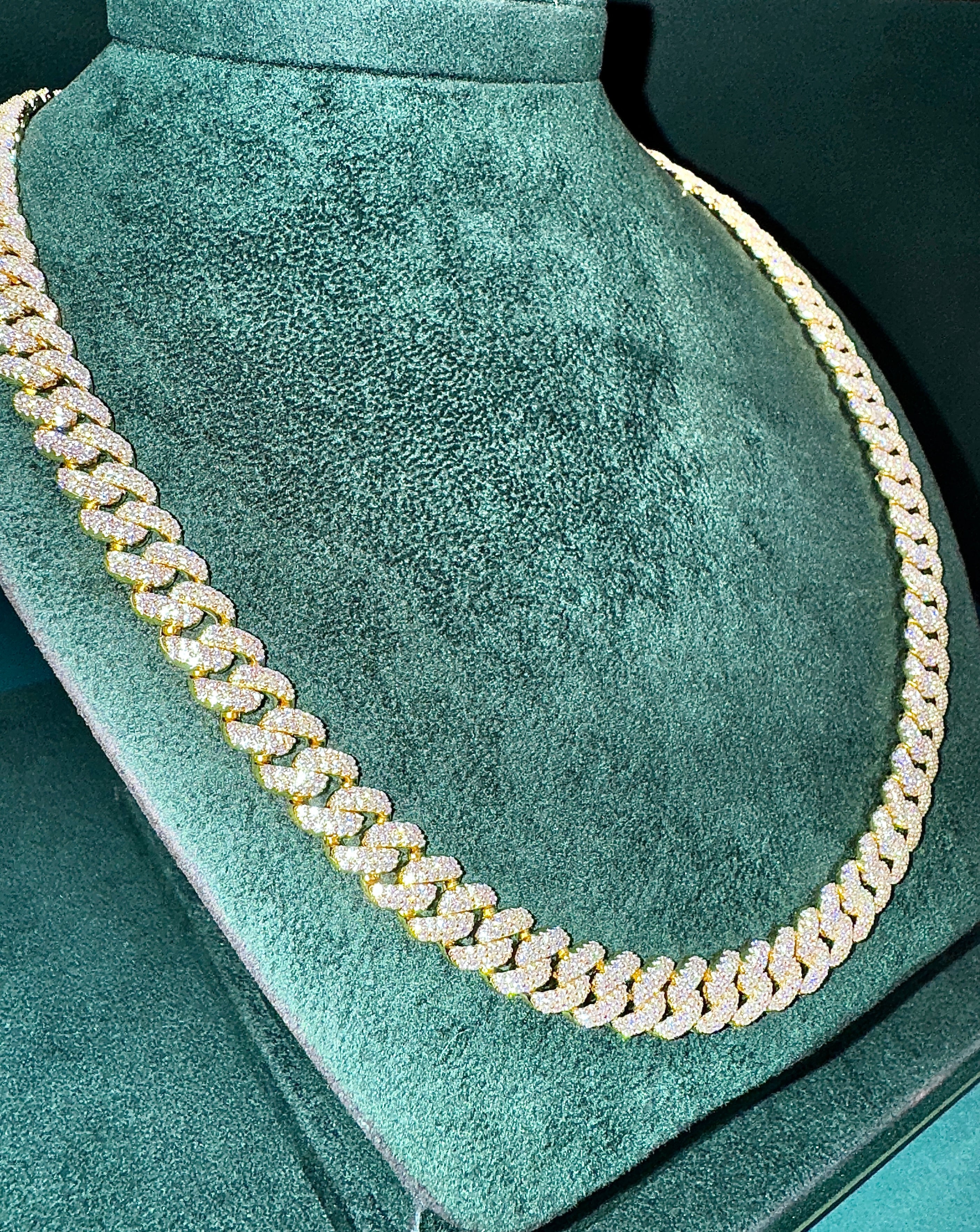 The Gold Luxx 10mm Cuban Link Chain – AVM GEMS